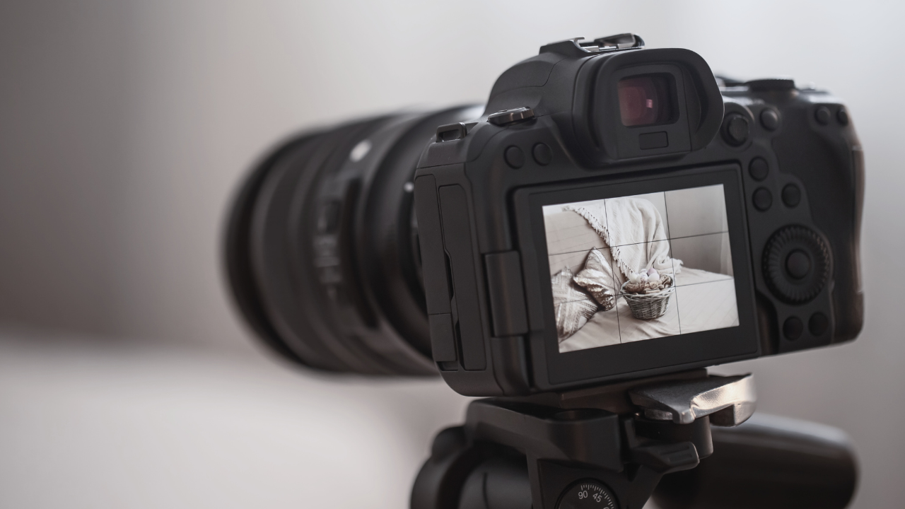 10 Best Lenses for Product Photography in 2025: Buying Guide