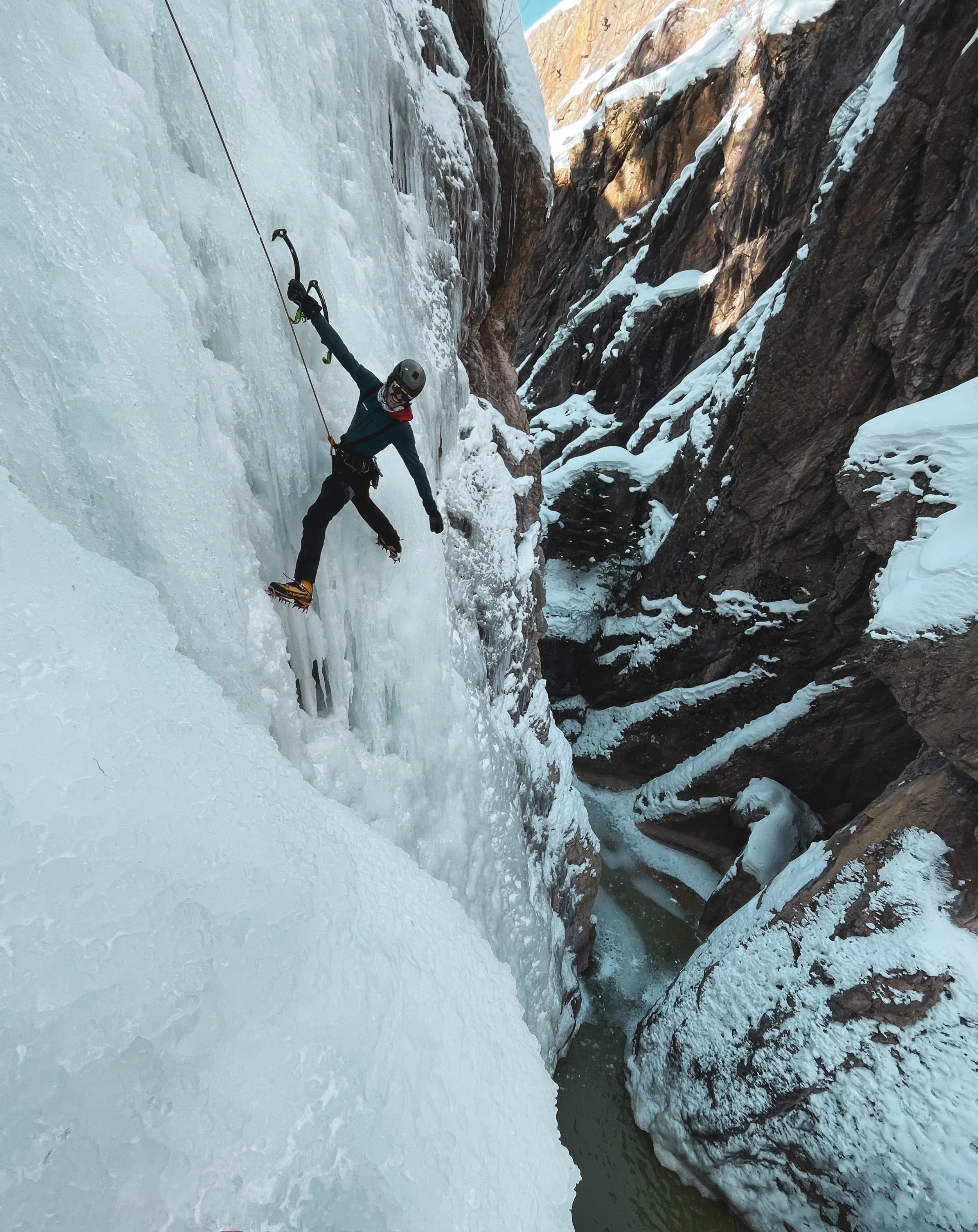 Customizable Mountaineering Experiences — Access the Alpine