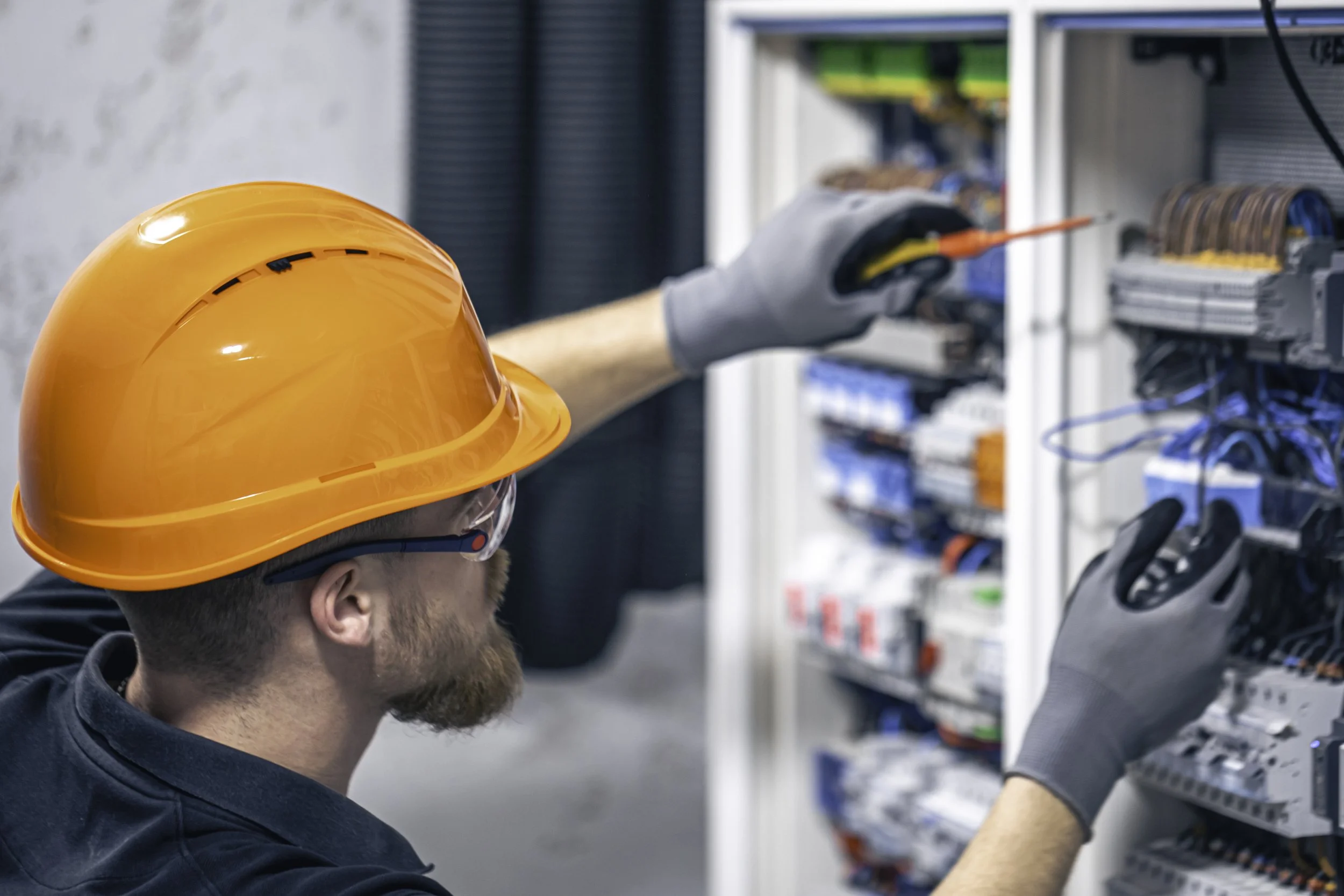 Commercial Electrician - Commercial Electrical Services Mandurah ...