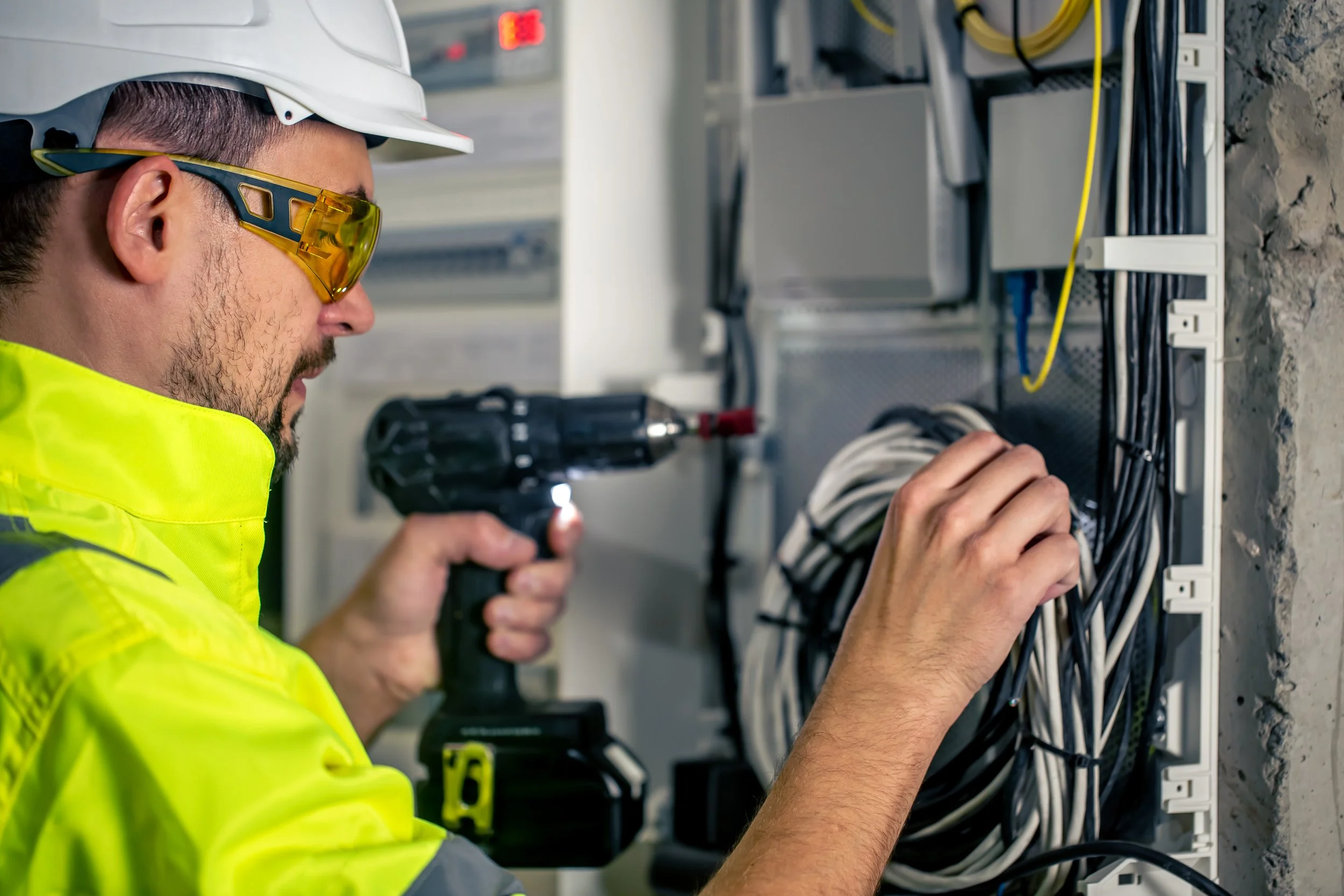 Commercial Electrician - Commercial Electrical Services Mandurah ...