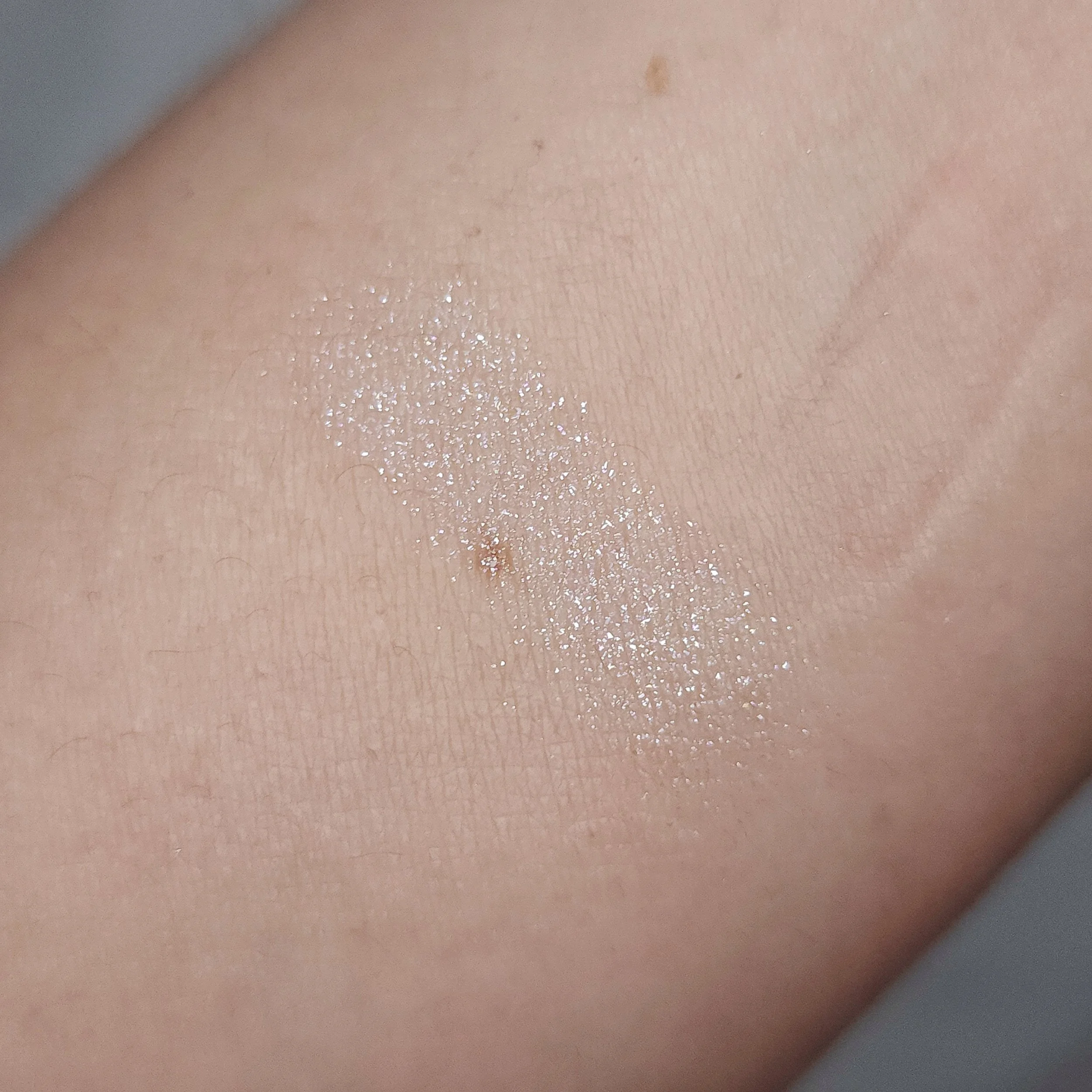 Clio Lazy Soft Paw Pro Eye Palette Swatches and Review — Candid Ramblings
