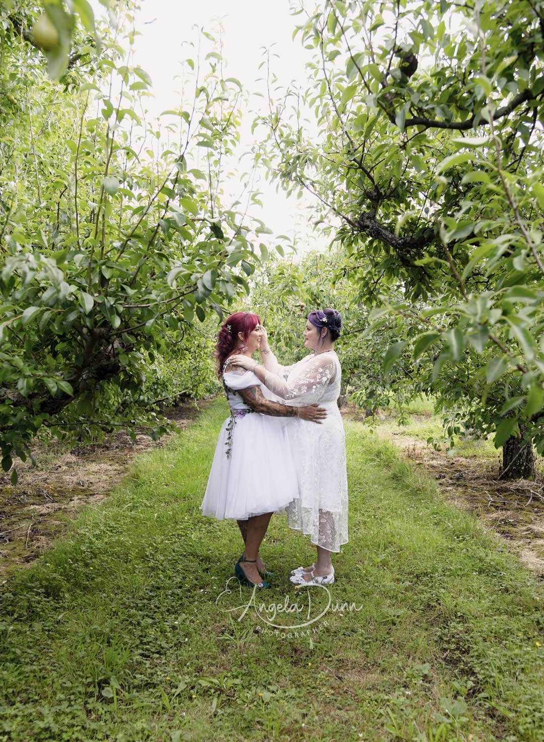 ANGELA DUNN PHOTOGRAPHER - Over 40 Women's Photographer