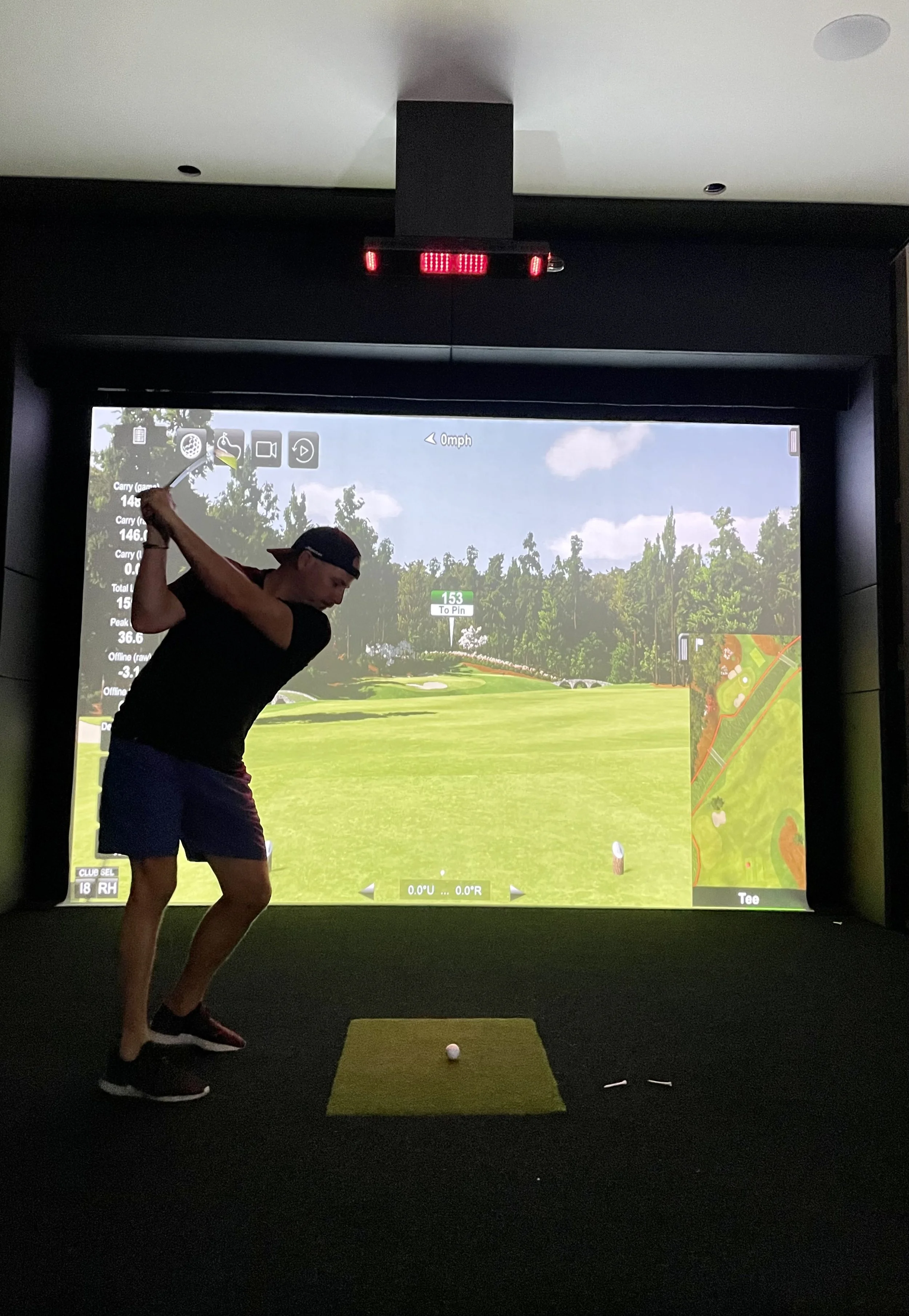 Garage Golf Simulator — TDL Custom Golf Simulators