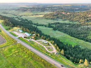 Devils Tower View Campground & Cafe