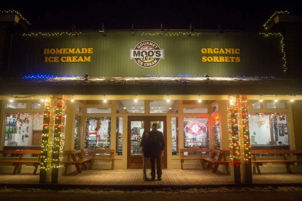 MOO'S GOURMET ICE CREAM & SORBETS