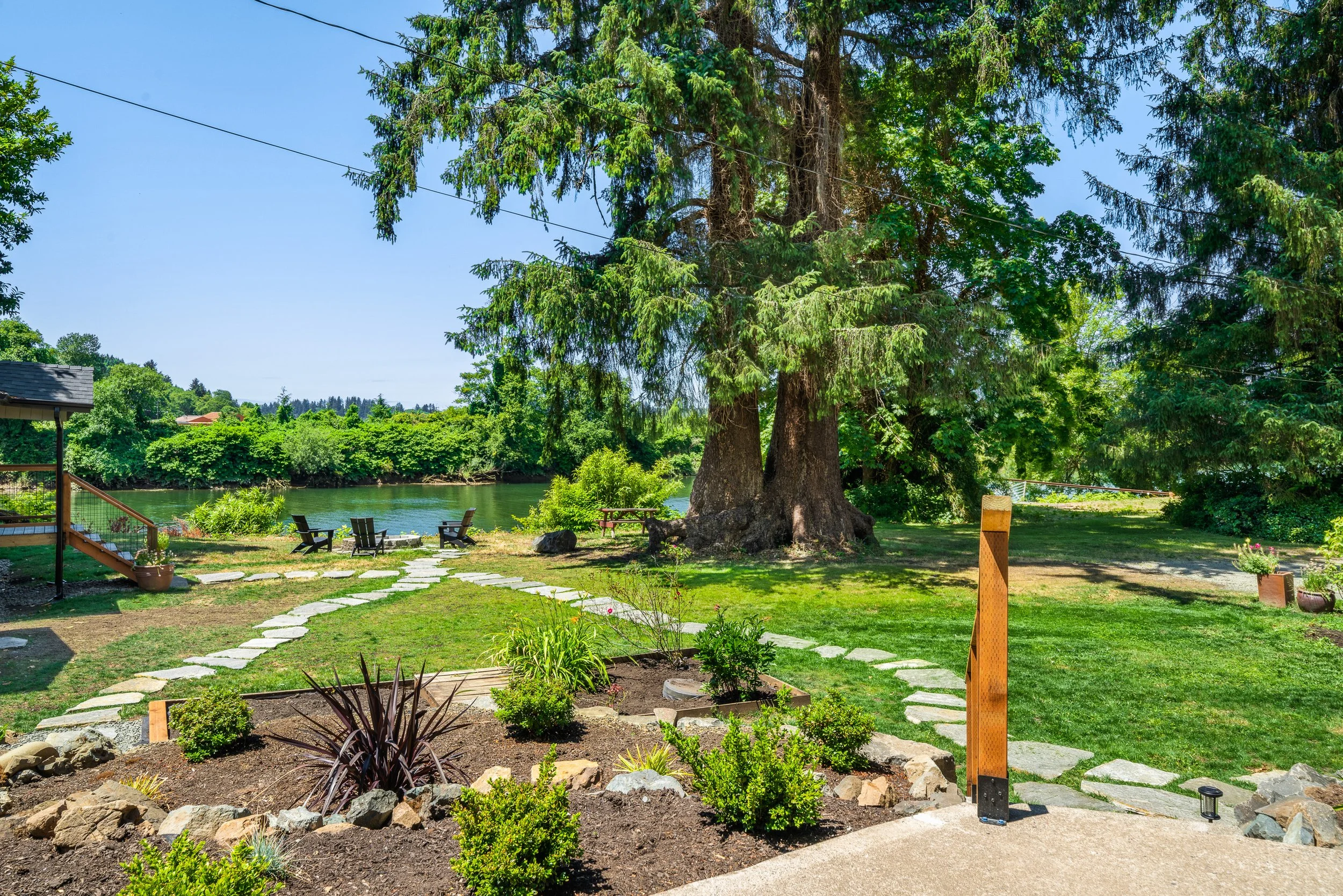 Places to stay near Manzanita — Nehalem River Inn