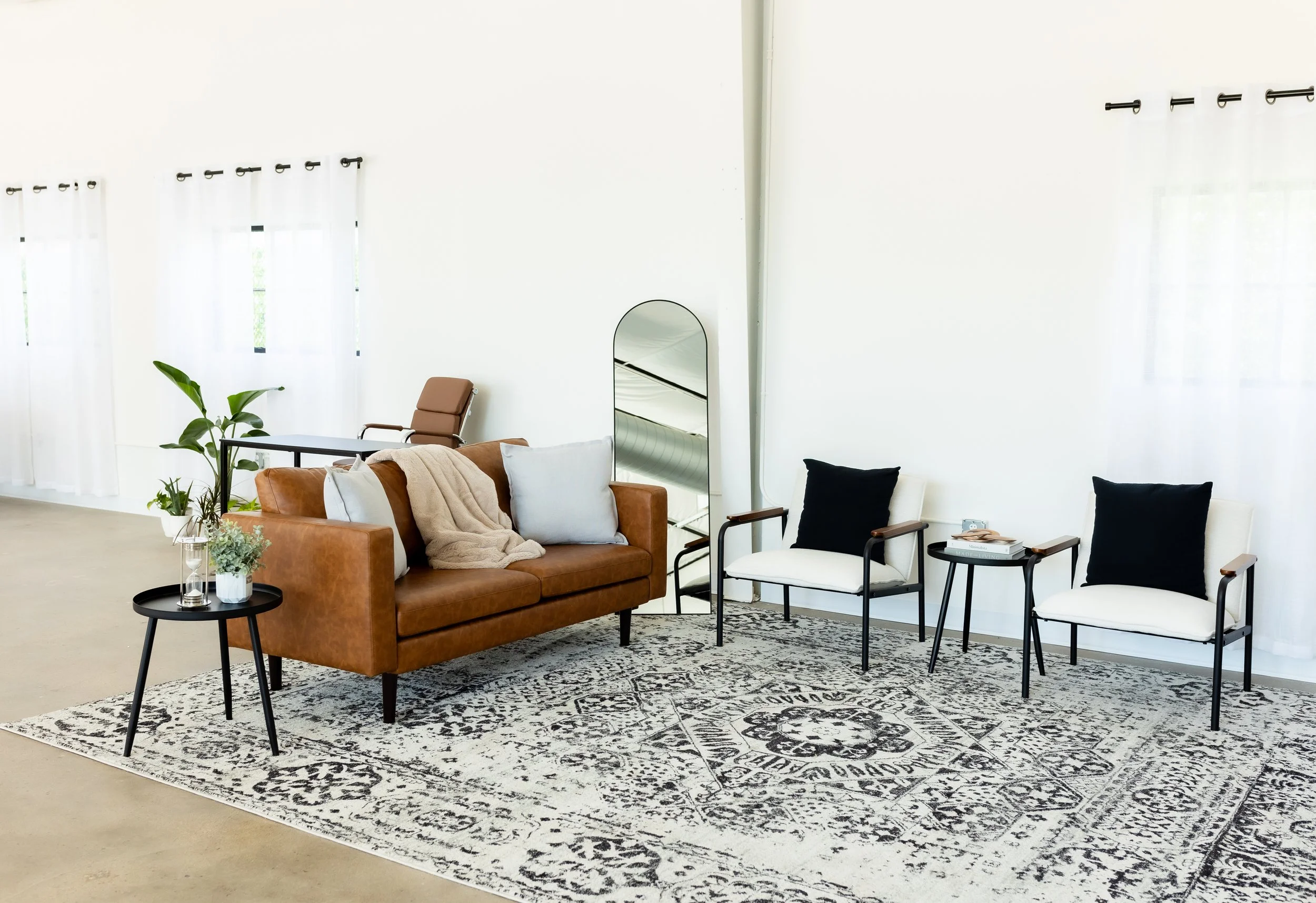 Dallas Photography Studio | Rentable Photography Studio in Dallas, TX