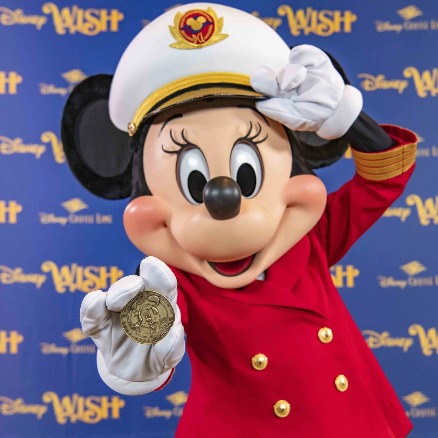 Breaking News: Captain Minnie Mouse Takes the Helm of the Disney Wish ...