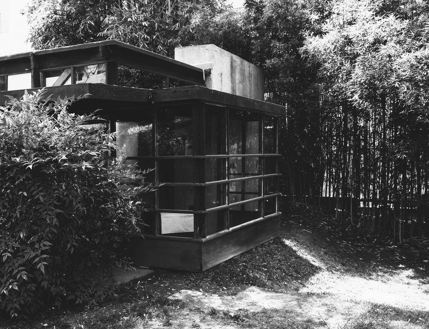 SCHINDLER HOUSE: AHEAD OF IT'S TIME — Always Chasing Rainbows By Jade ...