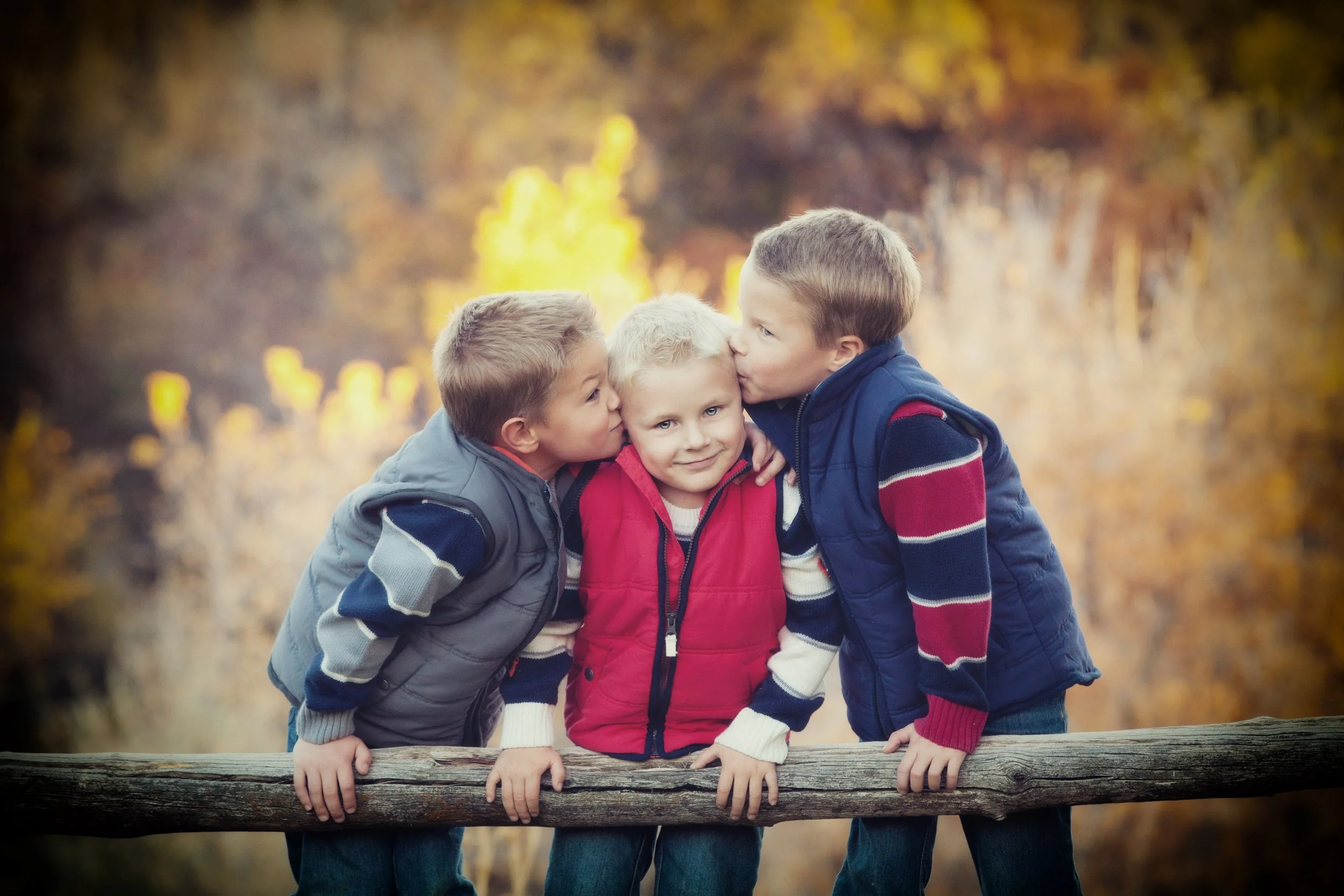 Utah Sibling Photographer | Family Photos