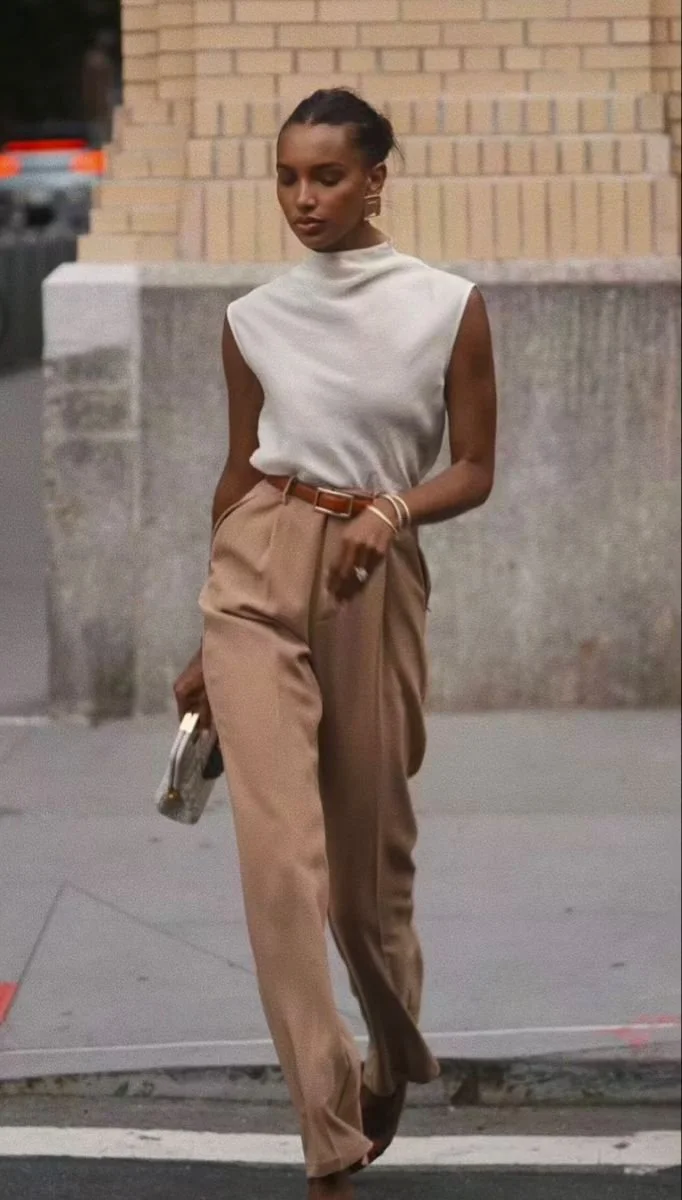 The Sade Girl Aesthetic Guide: How to Master Timeless, Chic, and ...