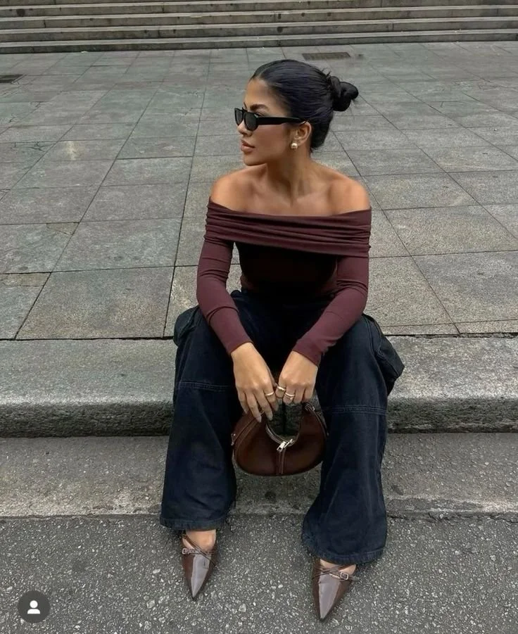 The Sade Girl Aesthetic Guide: How to Master Timeless, Chic, and ...