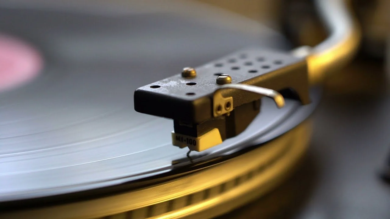 DJ ScooterMan Sydney | Book Sydney's Vinyl DJ Today