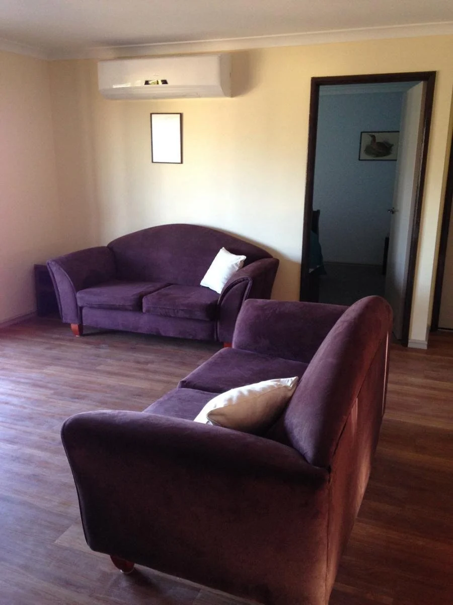 The Farm House — Lavendale Country Retreat | | Farm Stay | York, WA