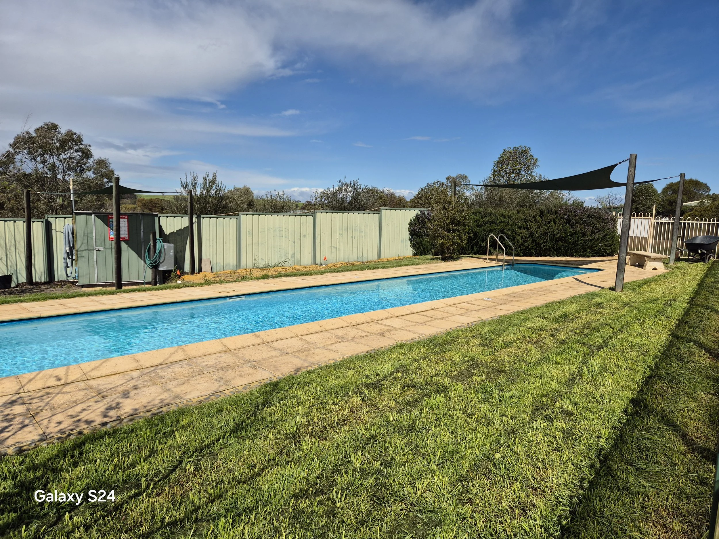 Lavendale Country Retreat | Farm Stay | York, WA