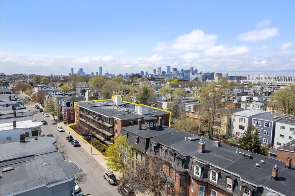 The 880 South Boston