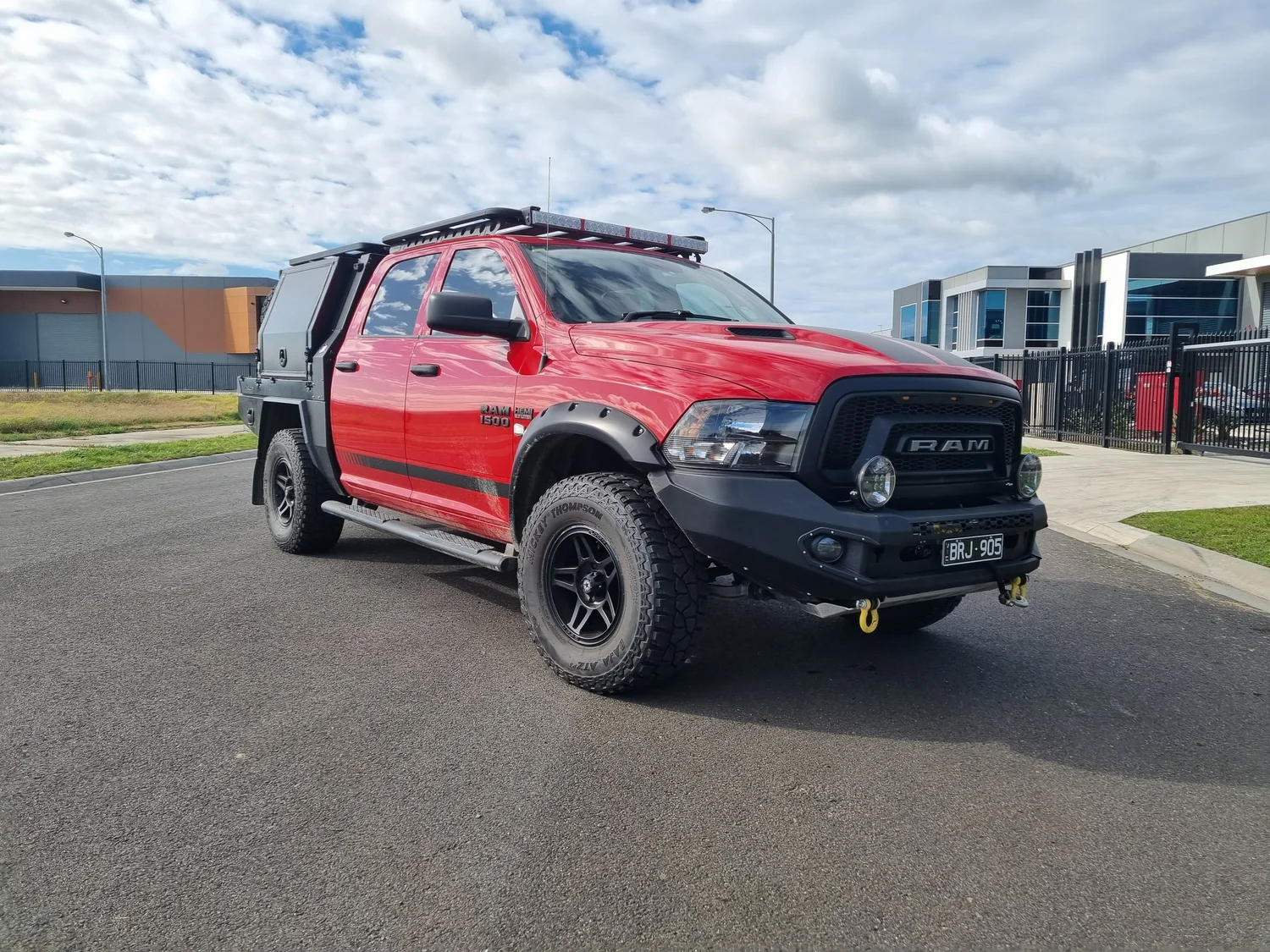 How to secure your ute canopy for your work vehicle