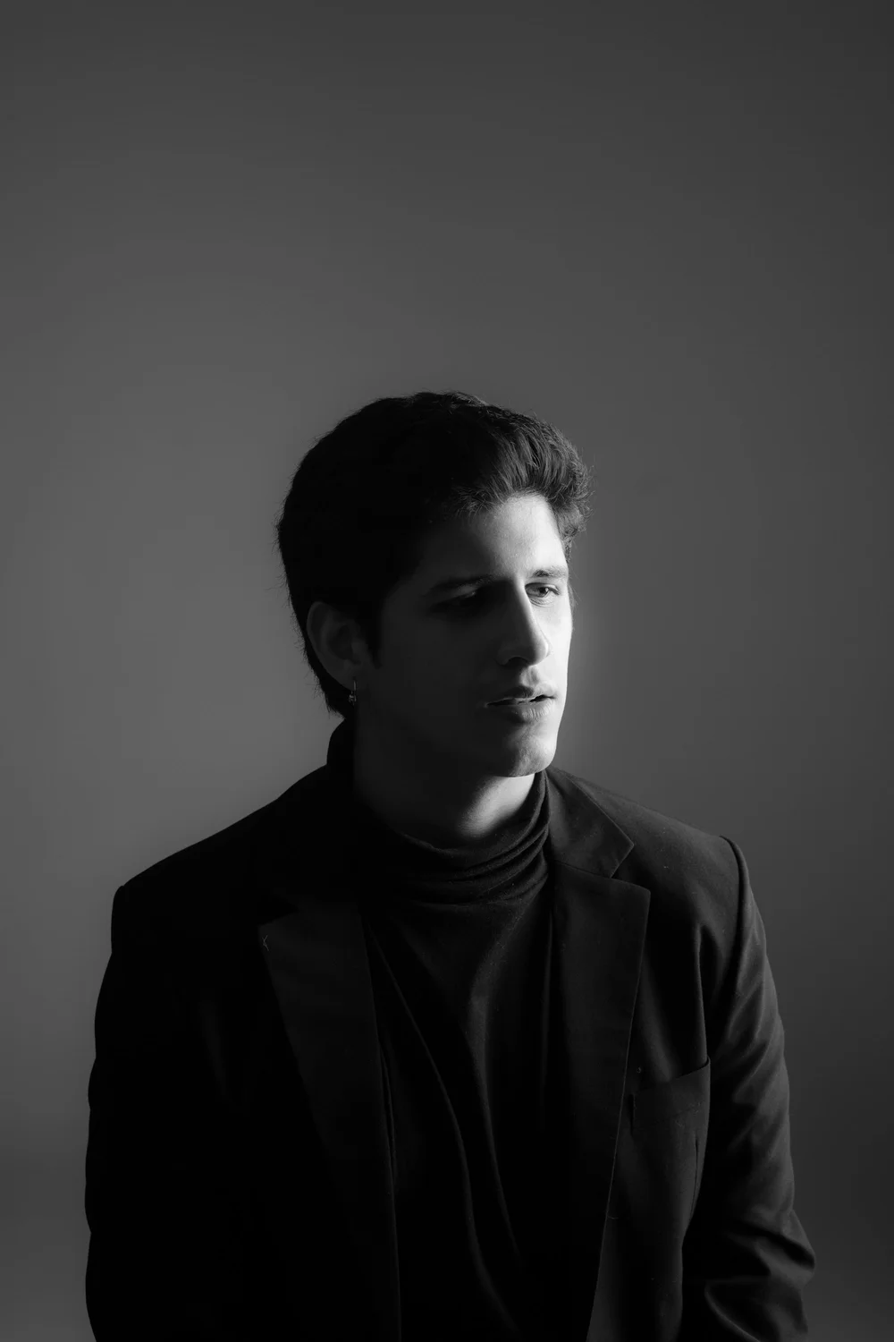 Media — Adrián Montero