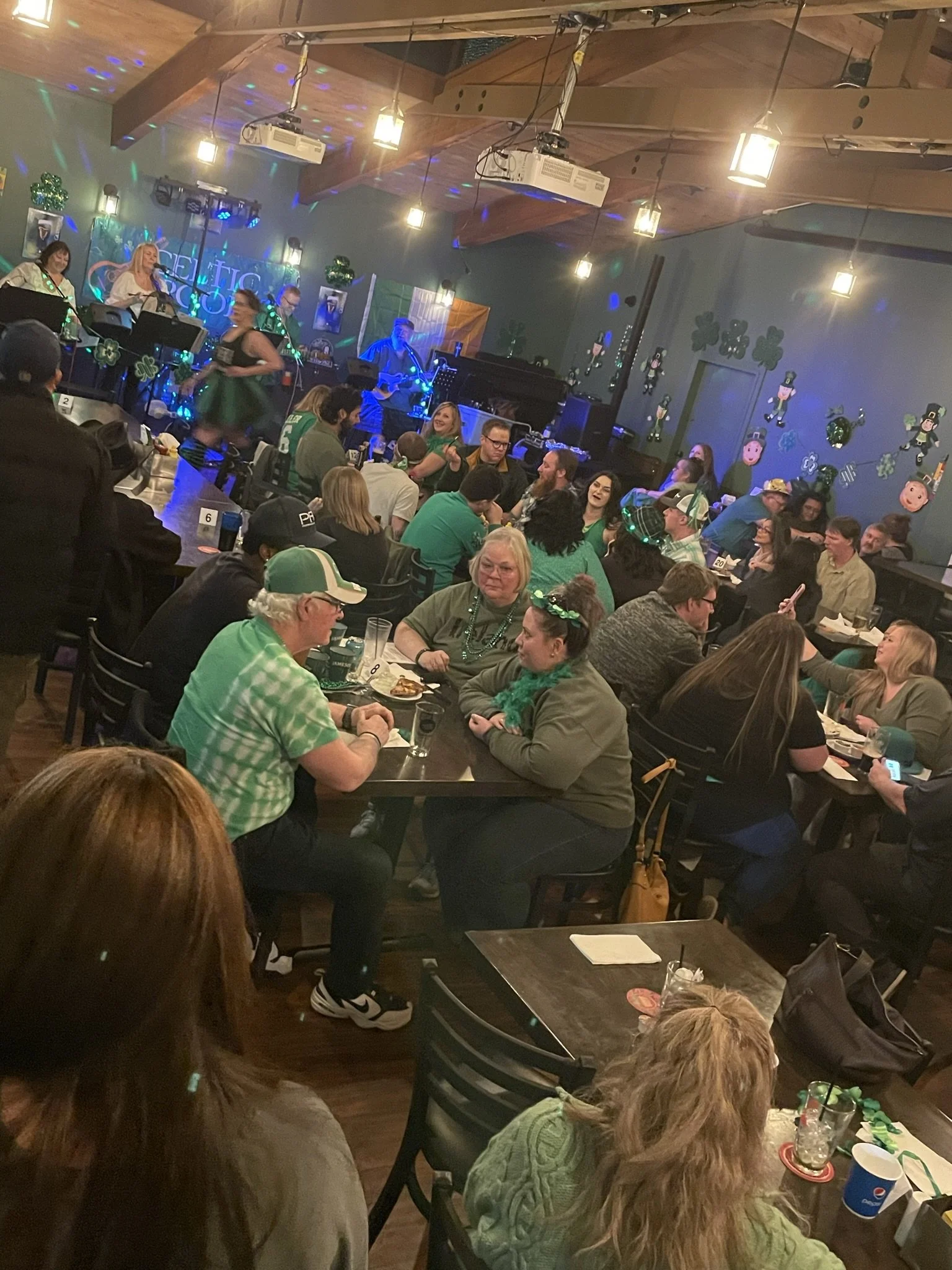 Gallery 1 — Cloverleaf Sports Bar & Grill