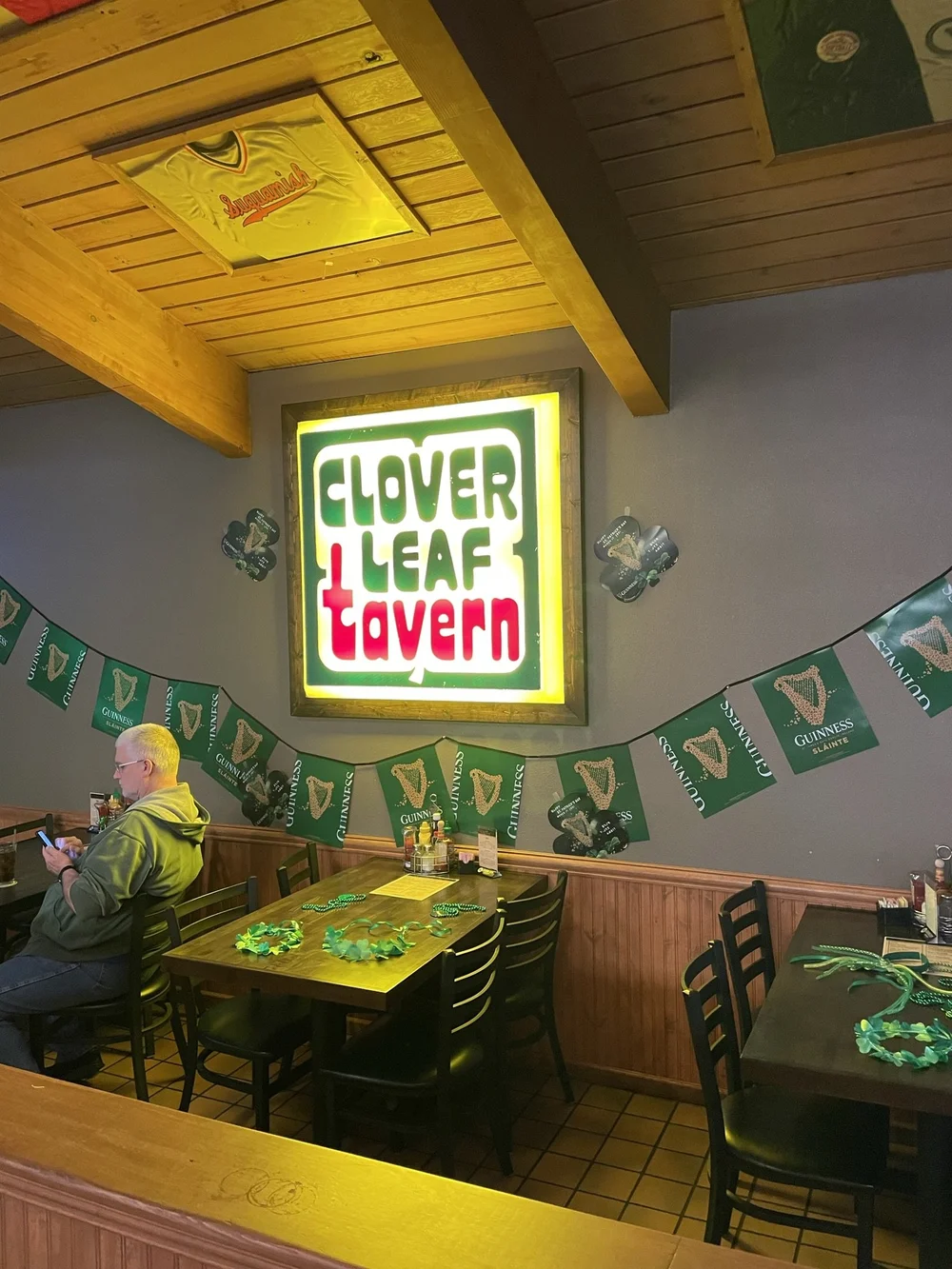 Gallery 1 — Cloverleaf Sports Bar & Grill