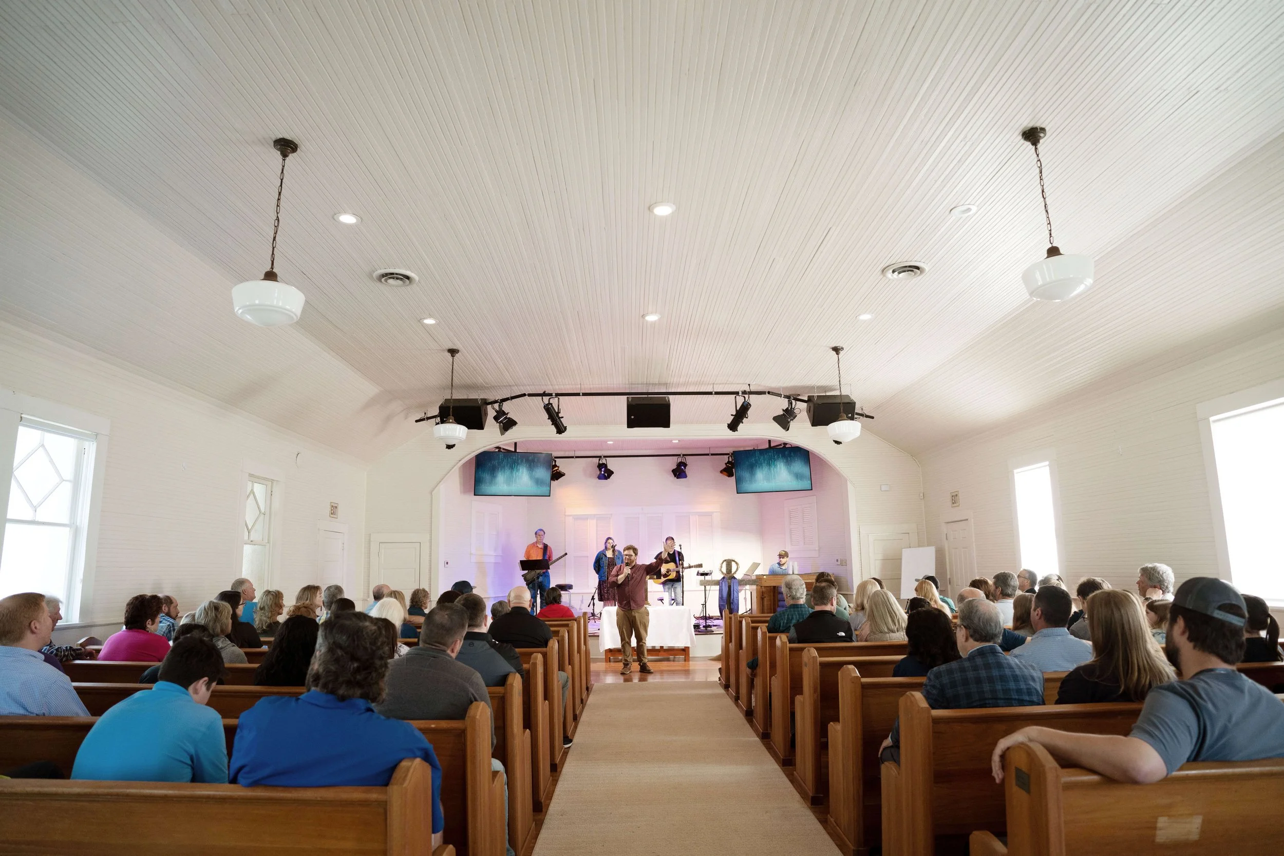 Who We Are — DAYSPRING METHODIST