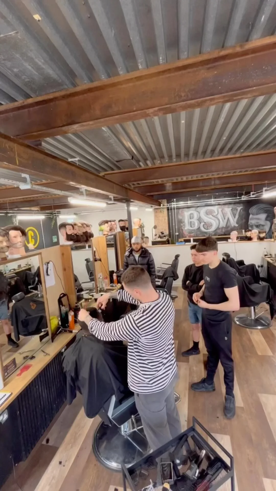 Fast Track Barber Training Courses - Barbering School of Wales