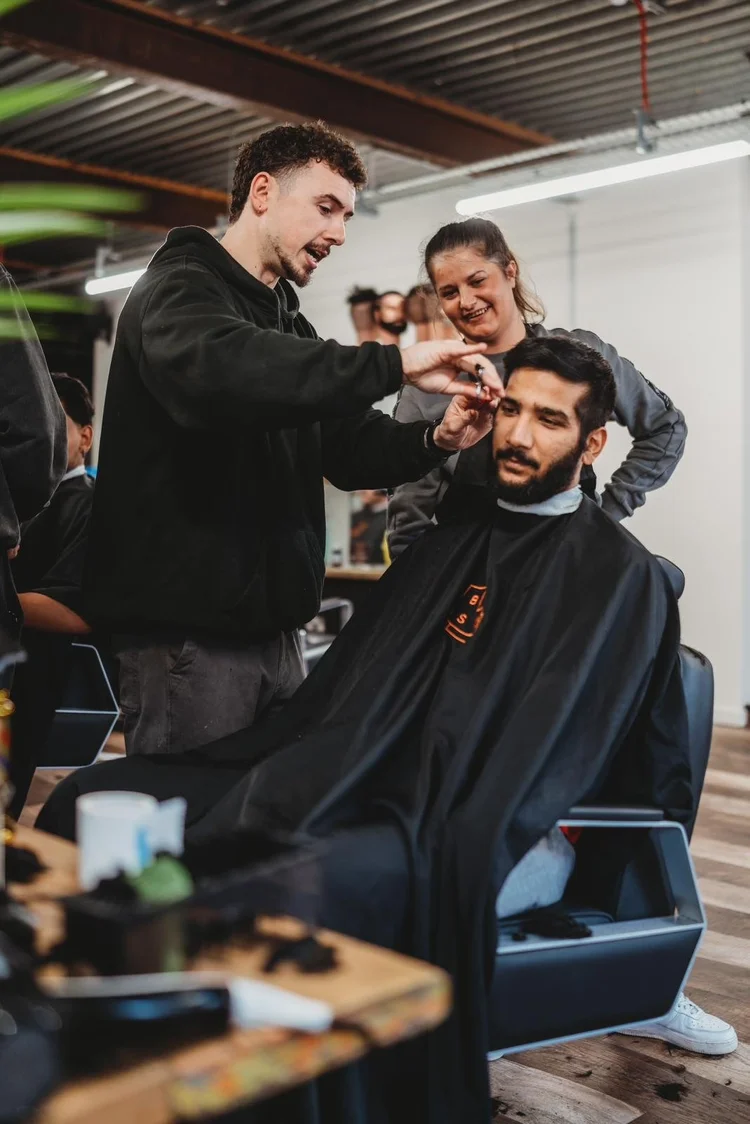 Fast Track Barber Training Courses - Barbering School of Wales
