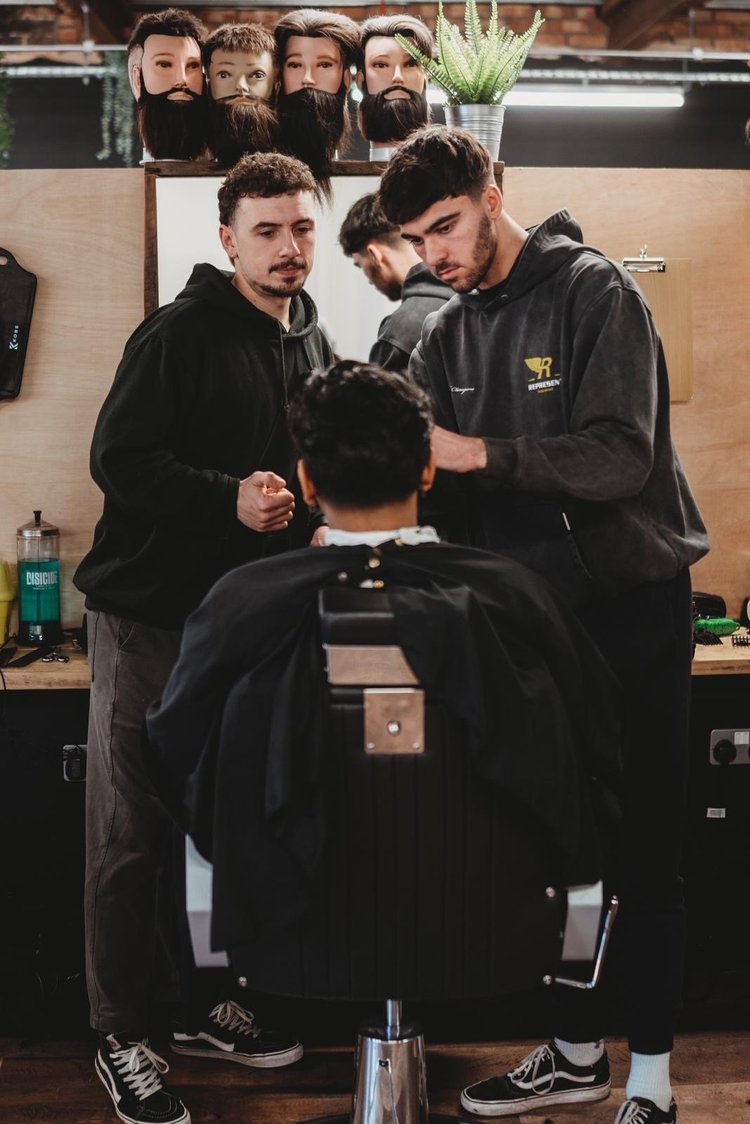 Fast Track Barber Training Courses - Barbering School of Wales