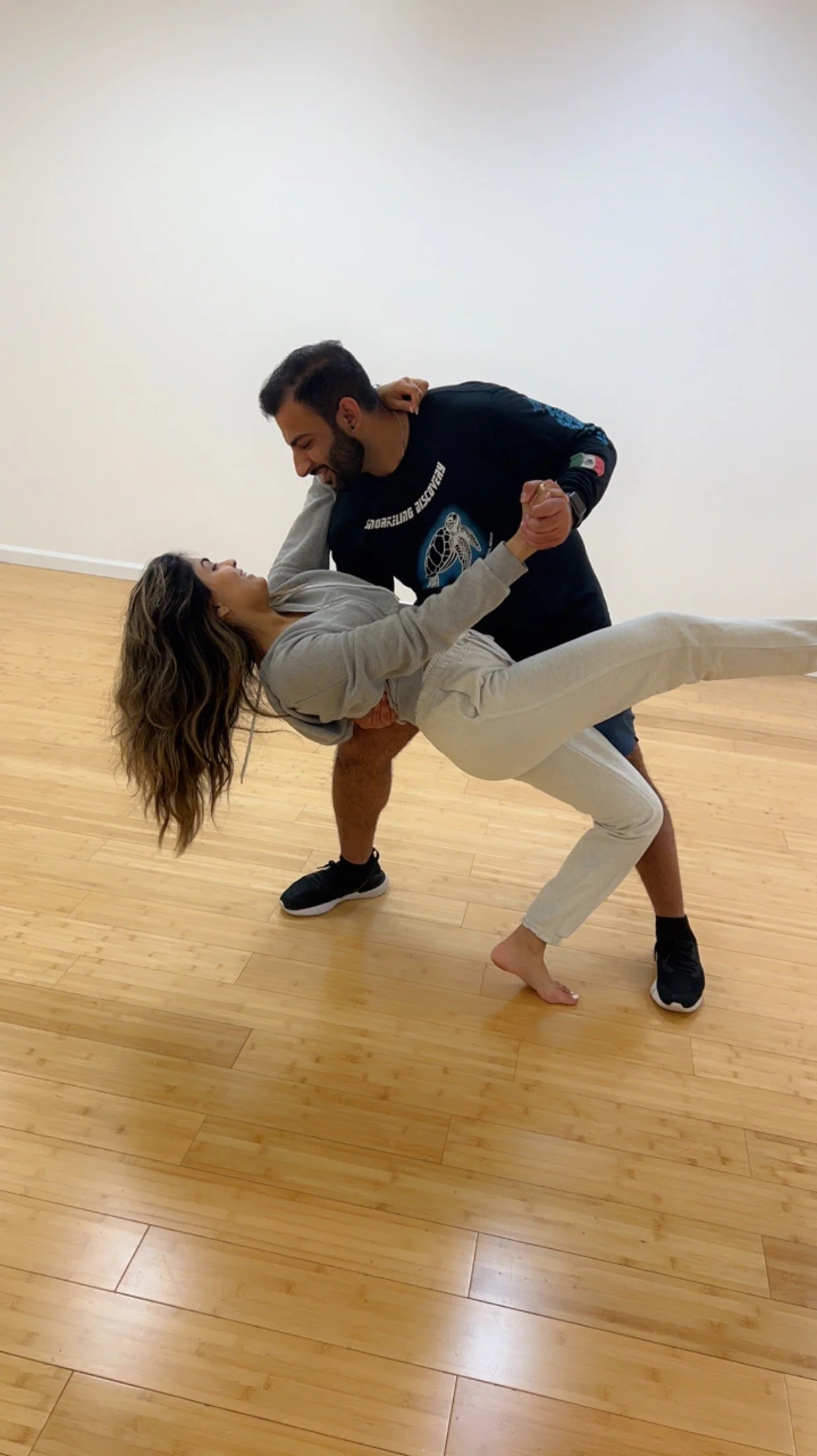 danceflixacademy.com