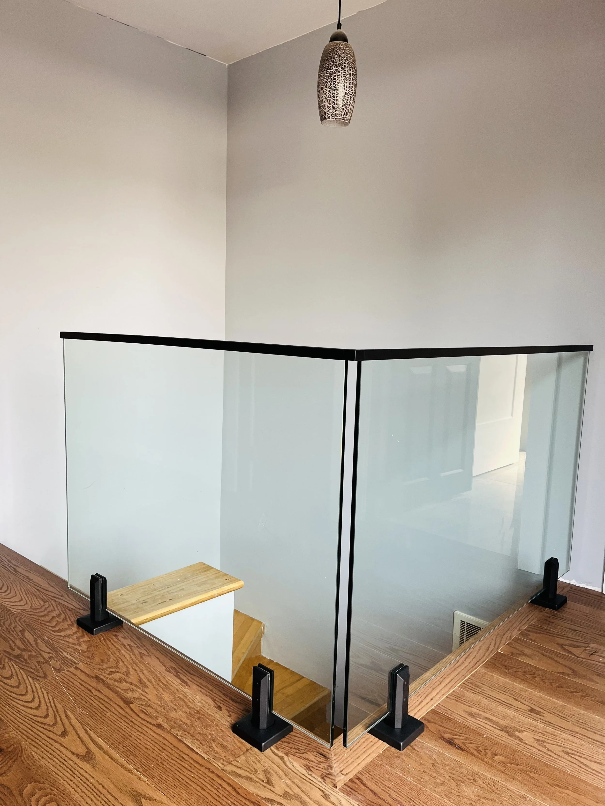Interior Glass Railing — RF Transparent - Glass Railing