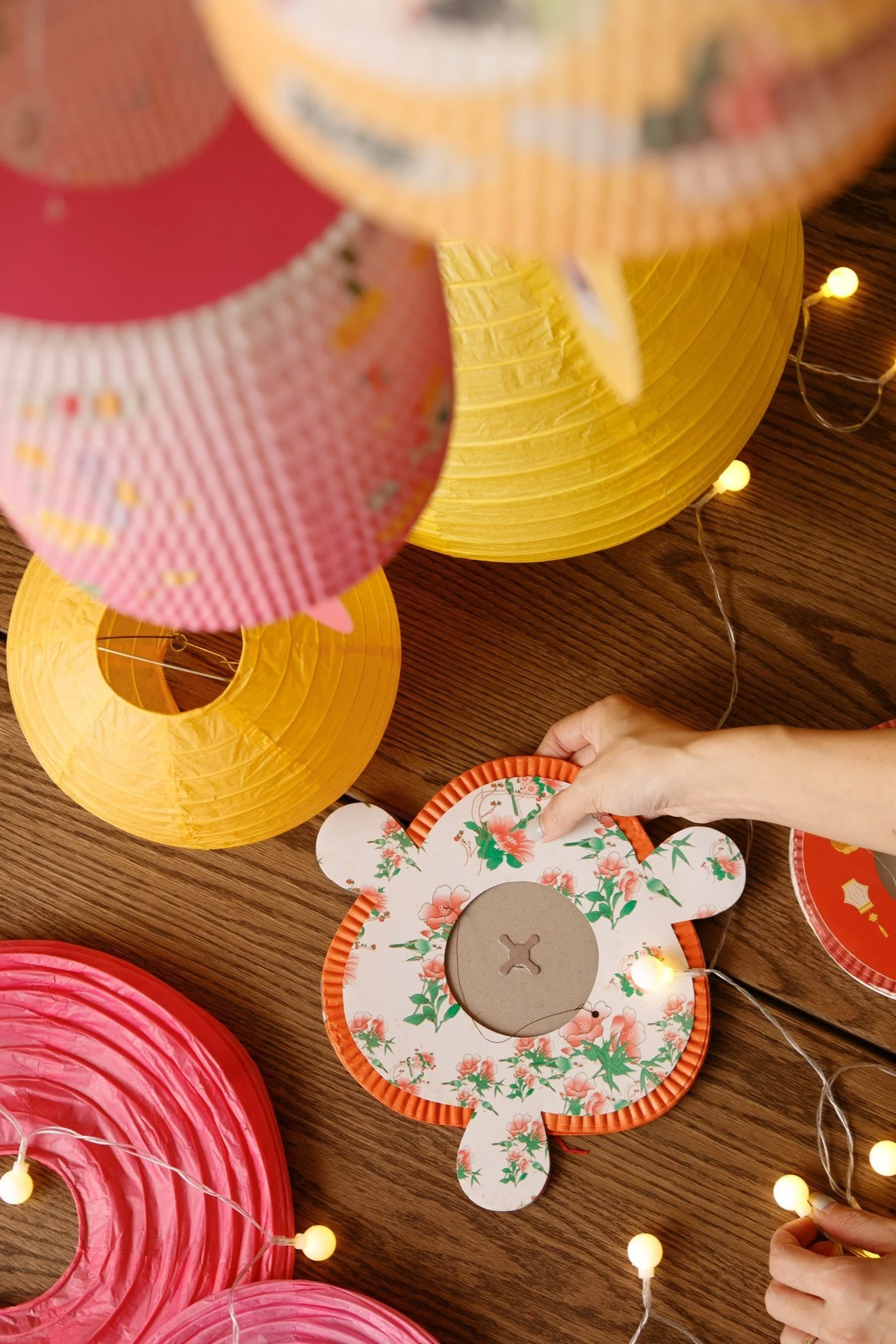 Lantern Kingdom | DIY Lantern Kits | Paper lanterns | Mid autumn lanterns