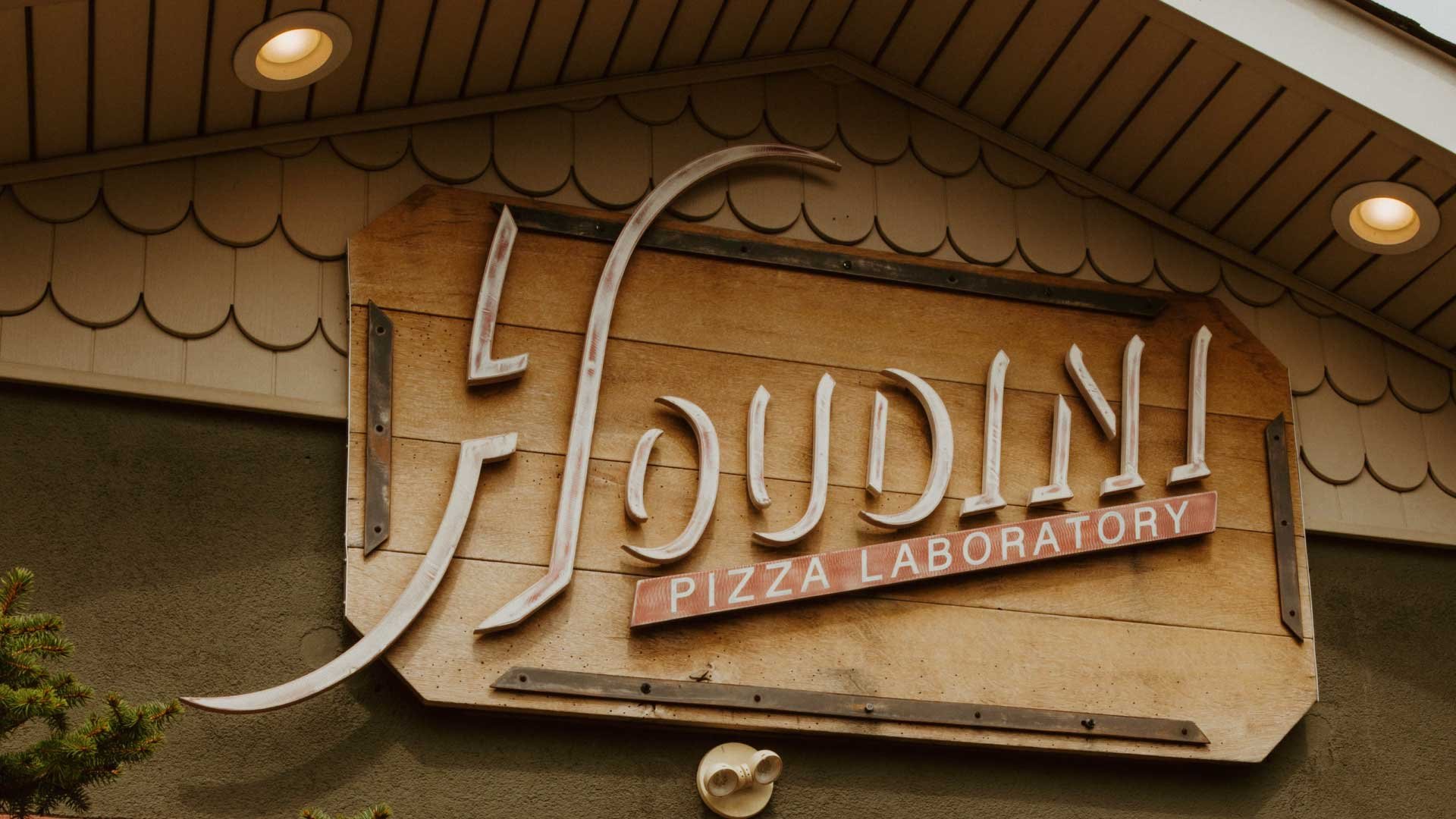 Hours & Location — Houdini Pizza Laboratory