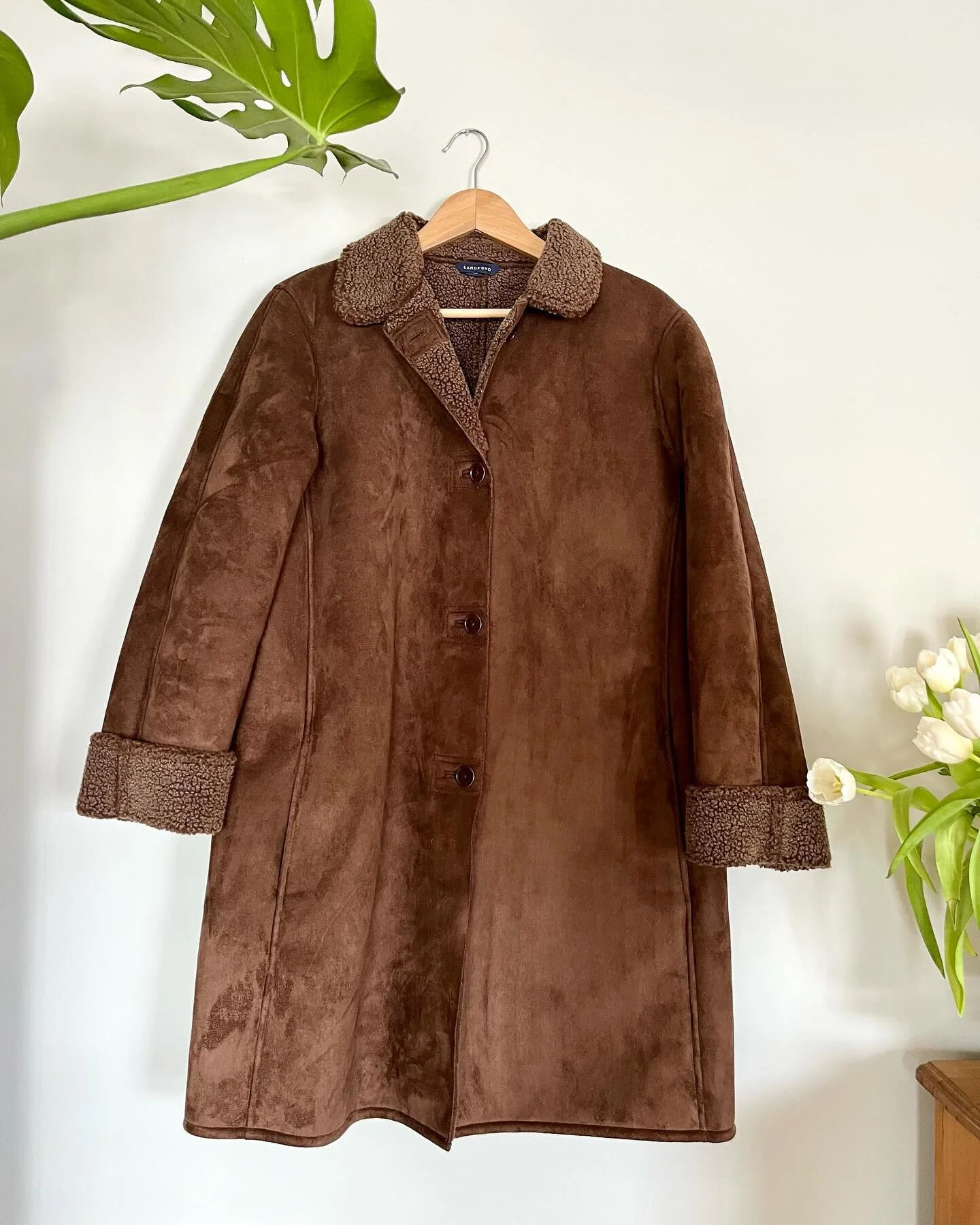 Wandering From - Curated Vintage Homewares, Clothing, and Greeting Cards