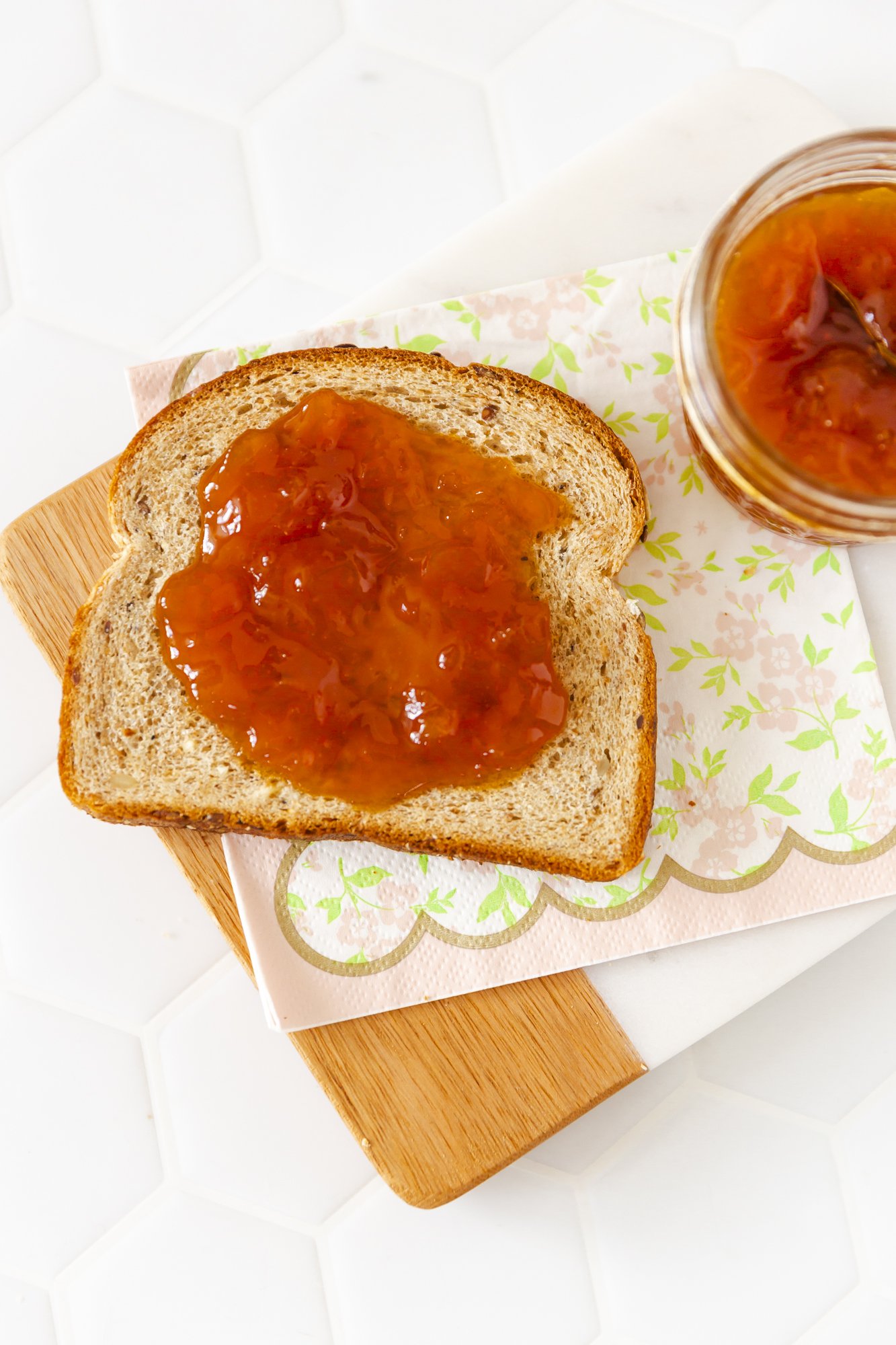 Easy Apricot Jam (No Pectin!) — The Mod Daisy