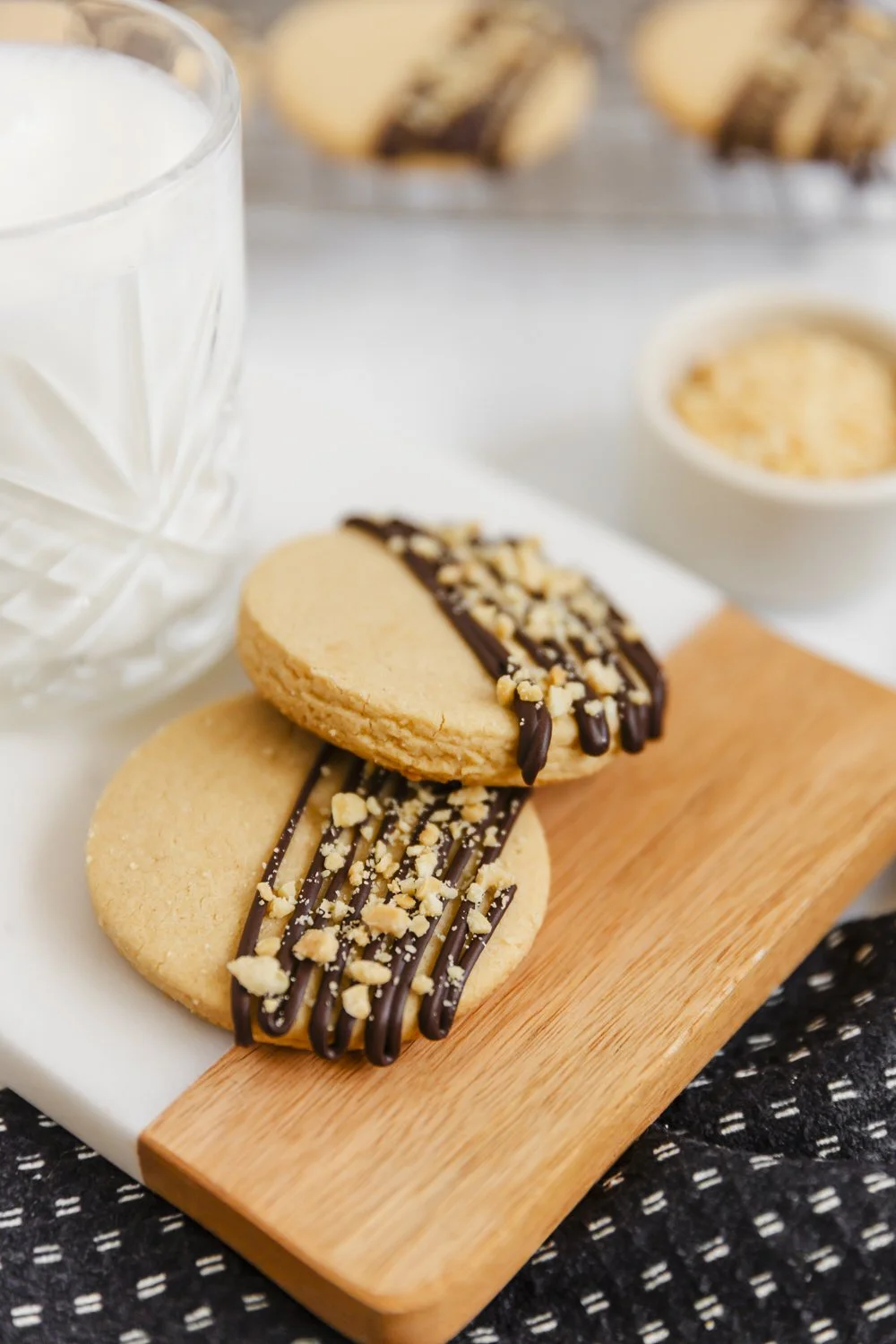 Peanut Butter Shortbread Cookies (Soft & Chewy!) — The Mod Daisy