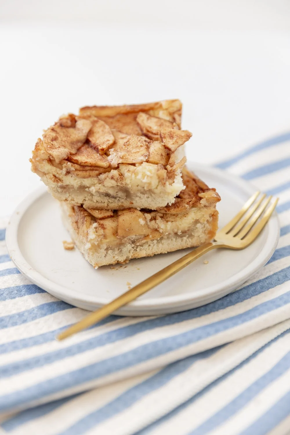 Bavarian Apple Bars — The Mod Daisy