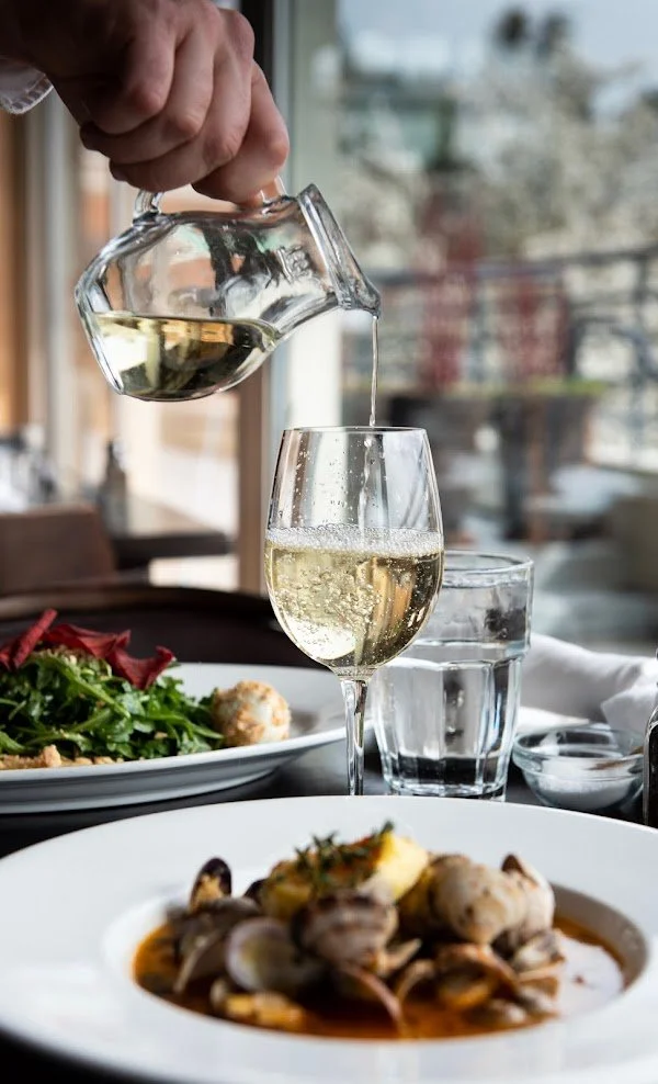 Dining — Carillon Point