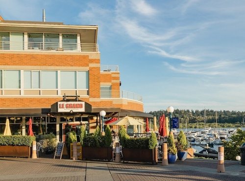 Dining — Carillon Point