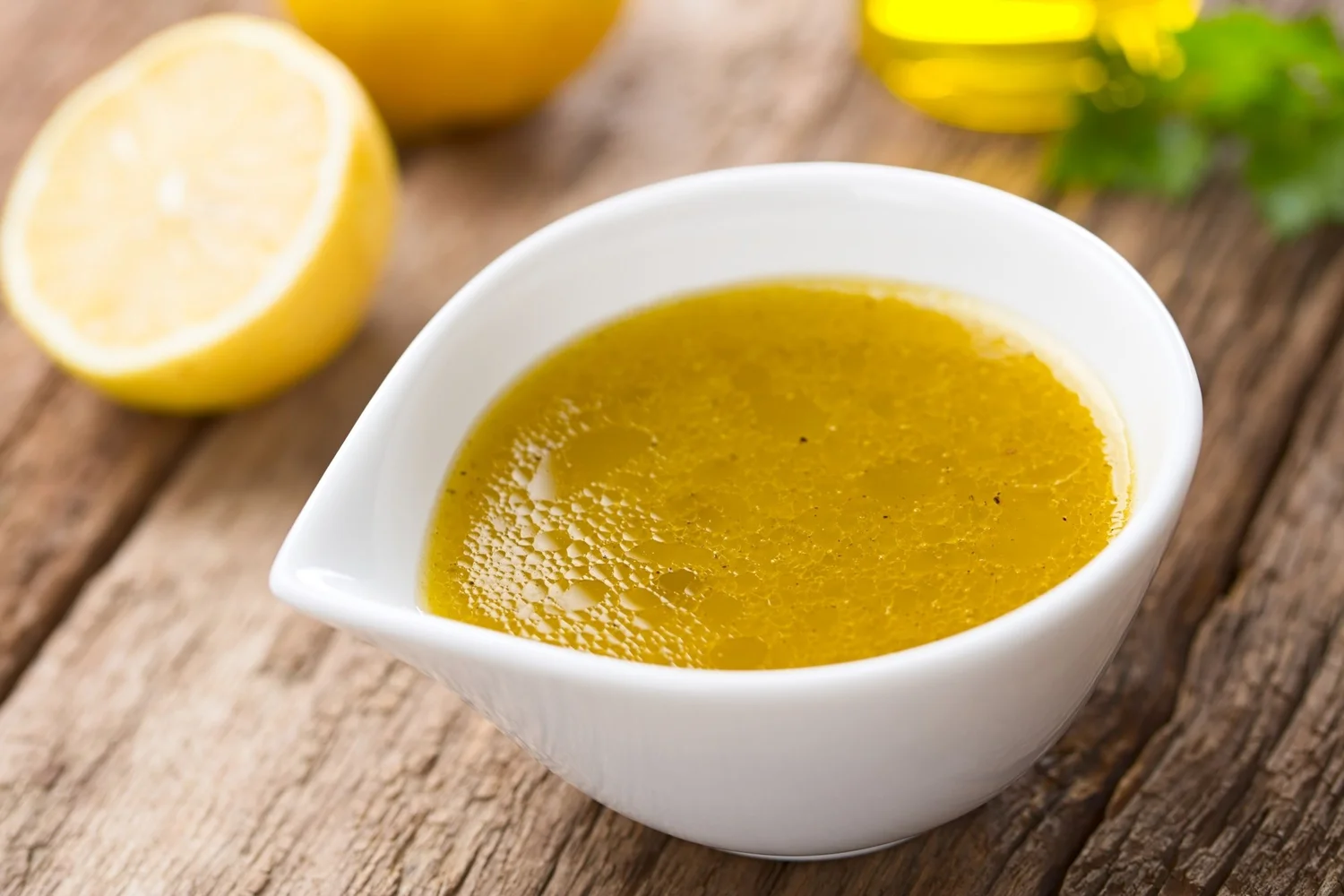 5 Great Olive Oils for Salads, According to Chefs | The Olive Oil Professor