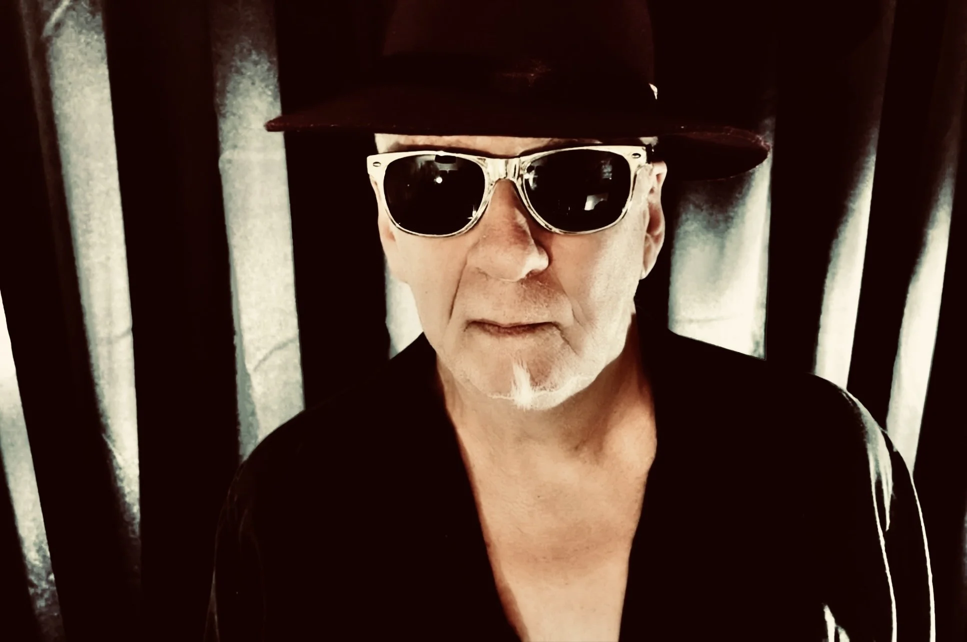 Rock/Review Mike Stewart Theory - Jet Set Trash — The Musical Road