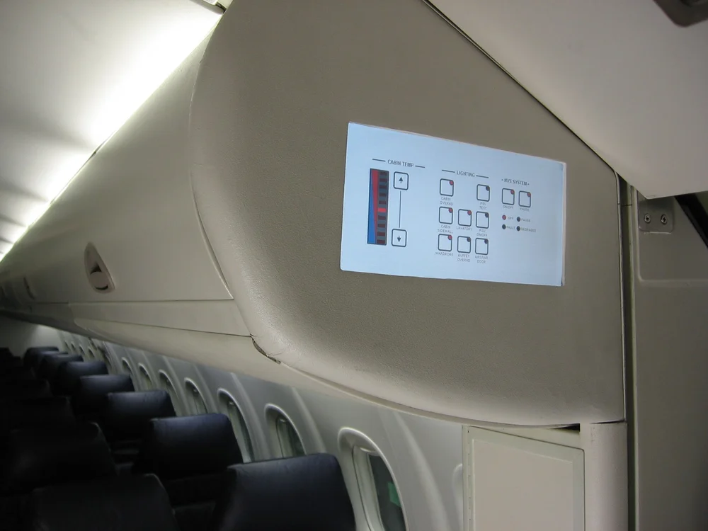 Q400 Trainers — Aviation Reproduction Inc.