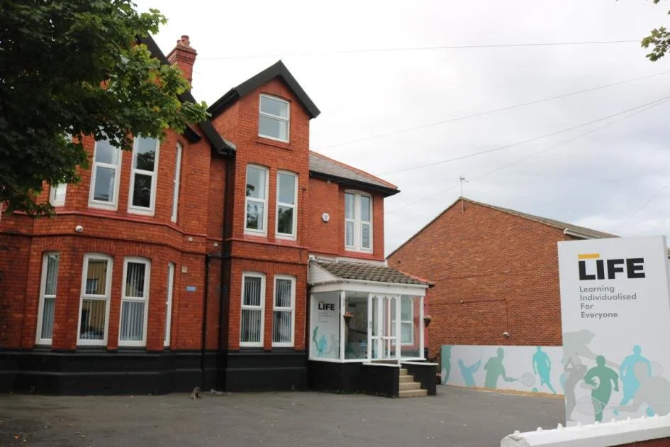 SENDLO Wirral. Wirral's Local Offer of SEND Services