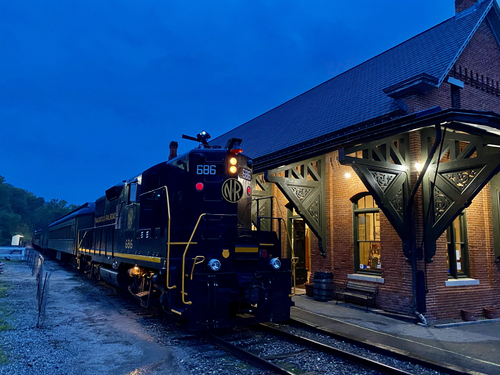 Torrington Twilight Express — Railroad Museum of New England