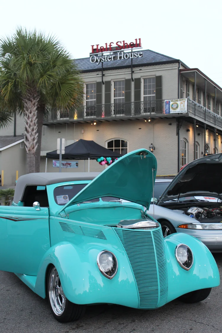 Best Seafood in Biloxi, MS — Half Shell Oyster House