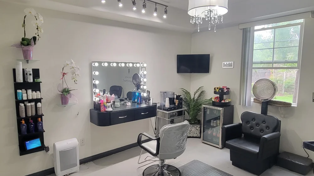 Kathi Rose Color Specialist