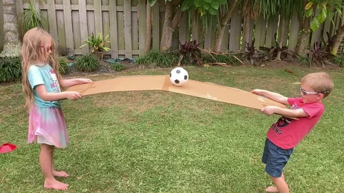 10 Cooperative Games for Kids: Promote Teamwork and Communication for Kids