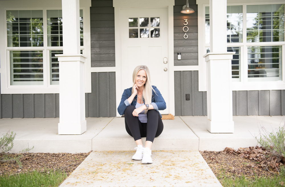 About — Jenny Mire