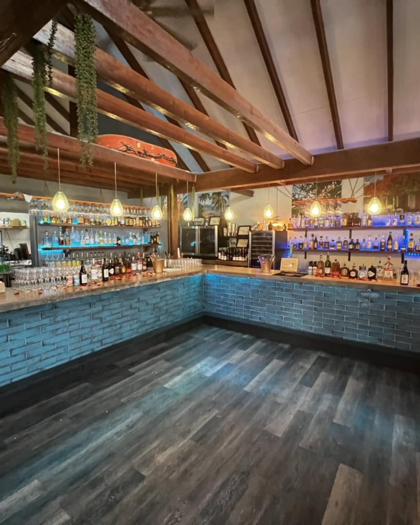 Six Nine Restaurant & Bar