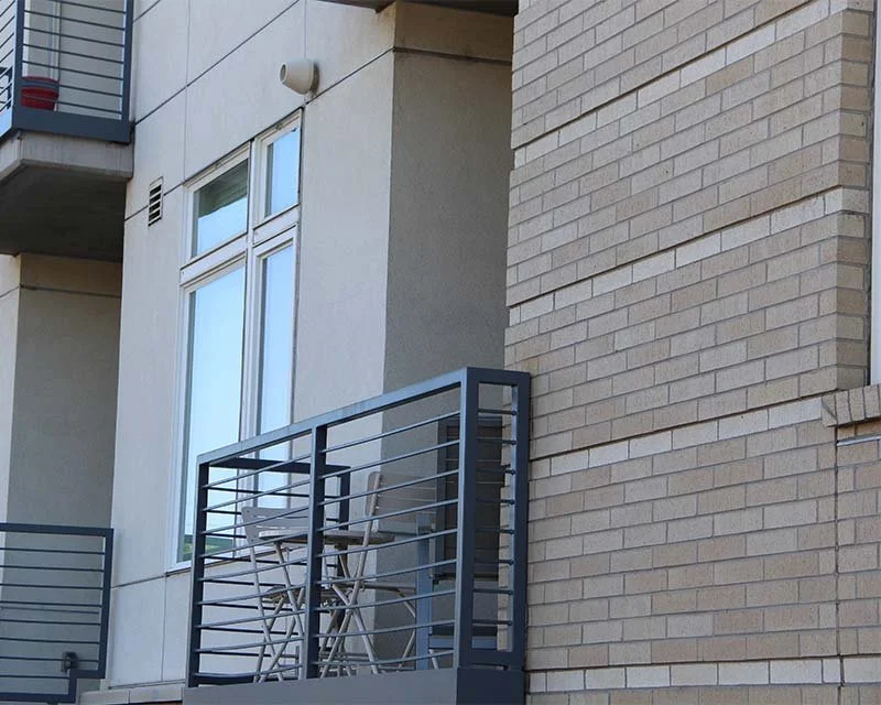 Dove — Brick Design