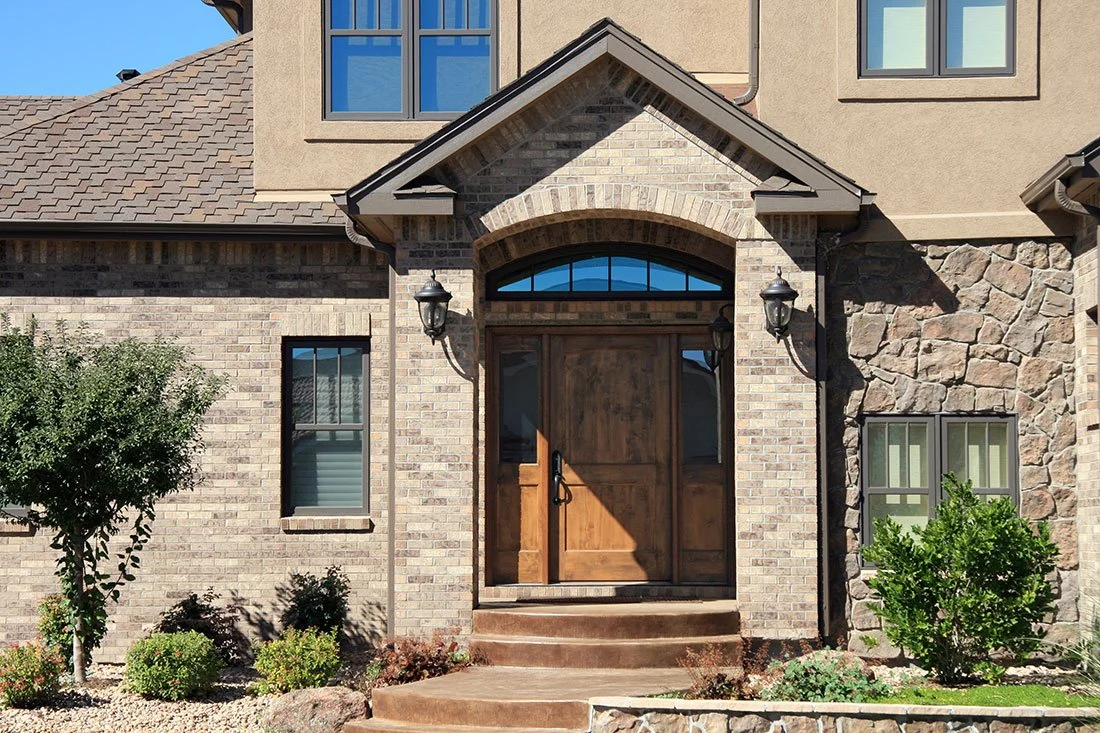 Alaskan — Brick Design